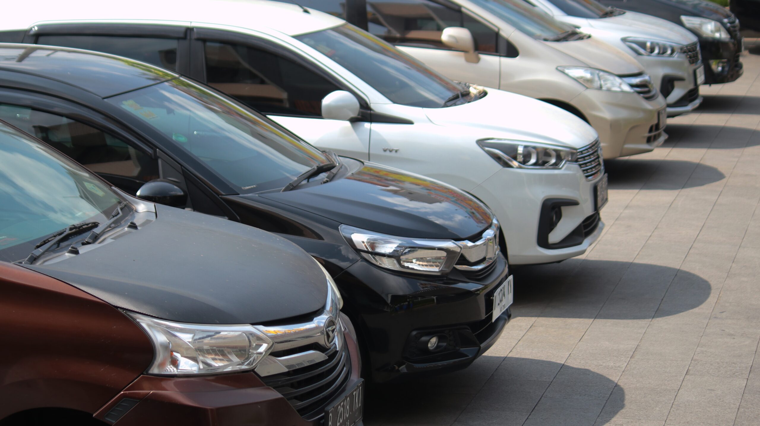 How To Choose The Perfect Car Color for Your Needs - Premier AutoGroup